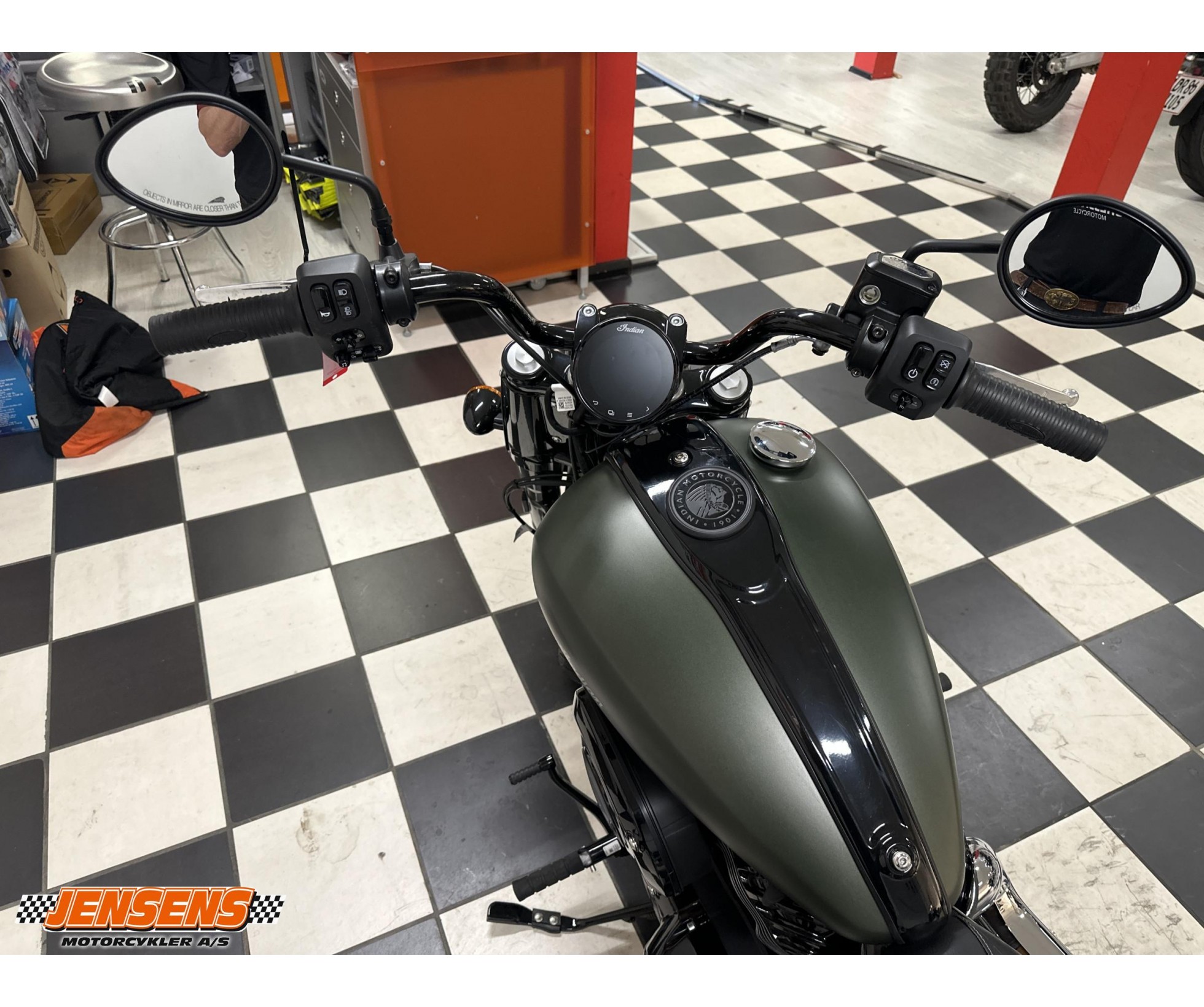 Indian Chief Bobber Dark Horse